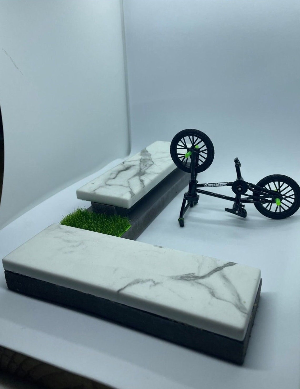 Fingerboard Small Marble L Ledge - Fingerboard Obstacles and Ramps ...