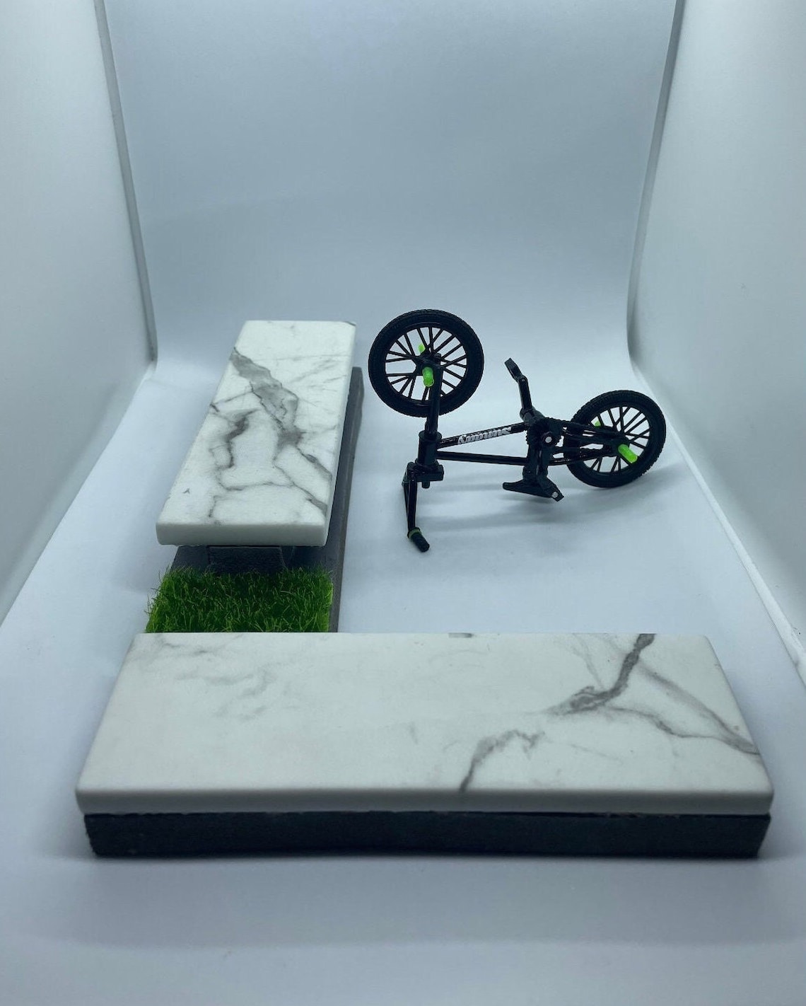 Fingerboard Small Marble L Ledge - Fingerboard Obstacles and Ramps ...