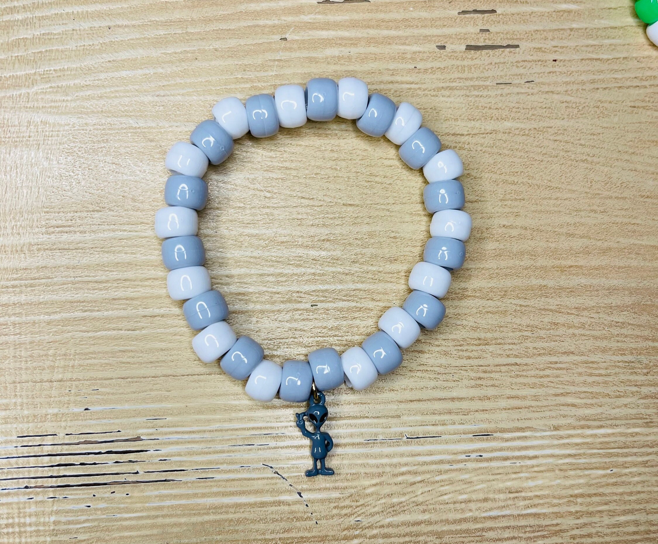 Alien Beaded Bracelets - Etsy