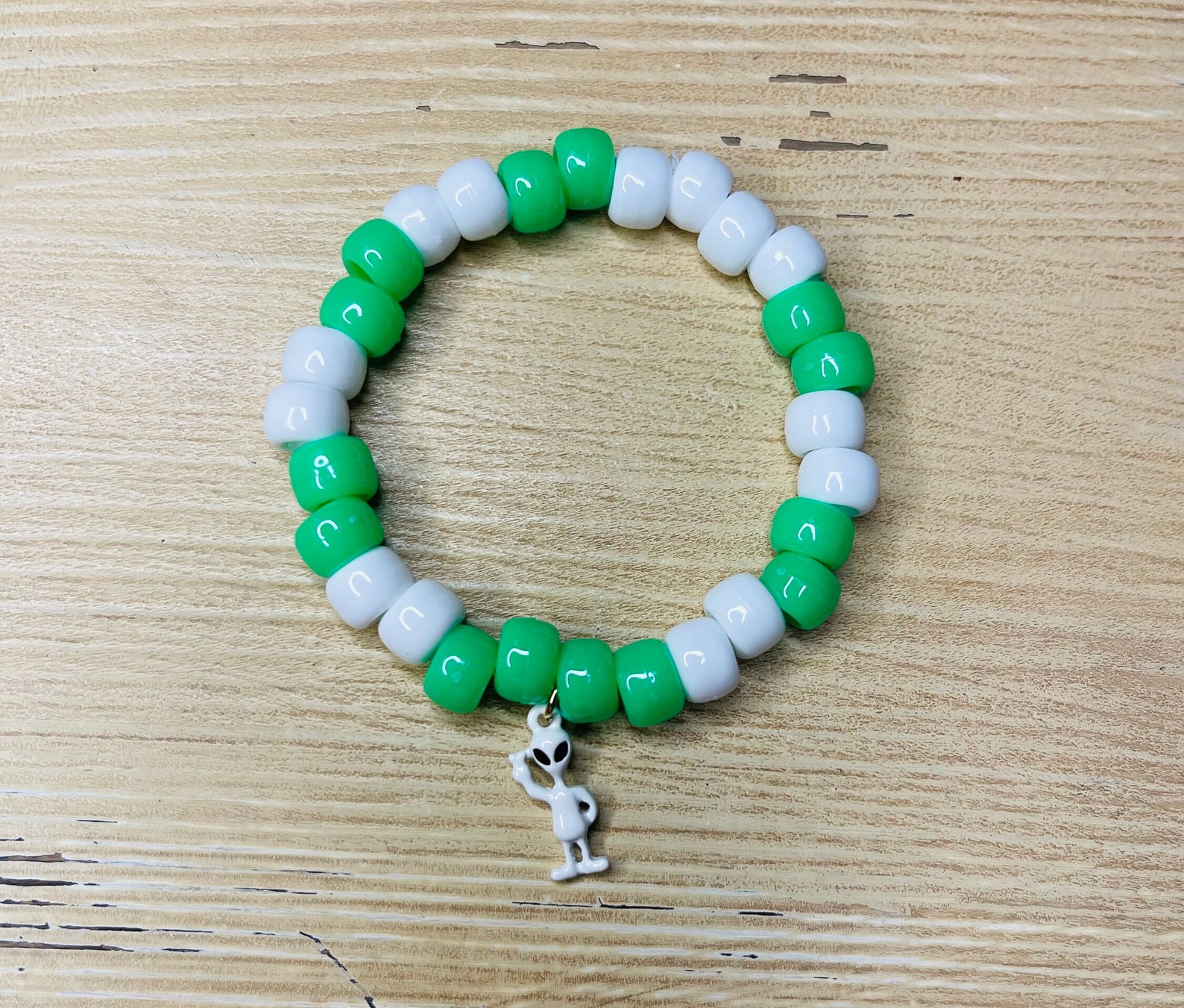 Alien Beaded Bracelets - Etsy