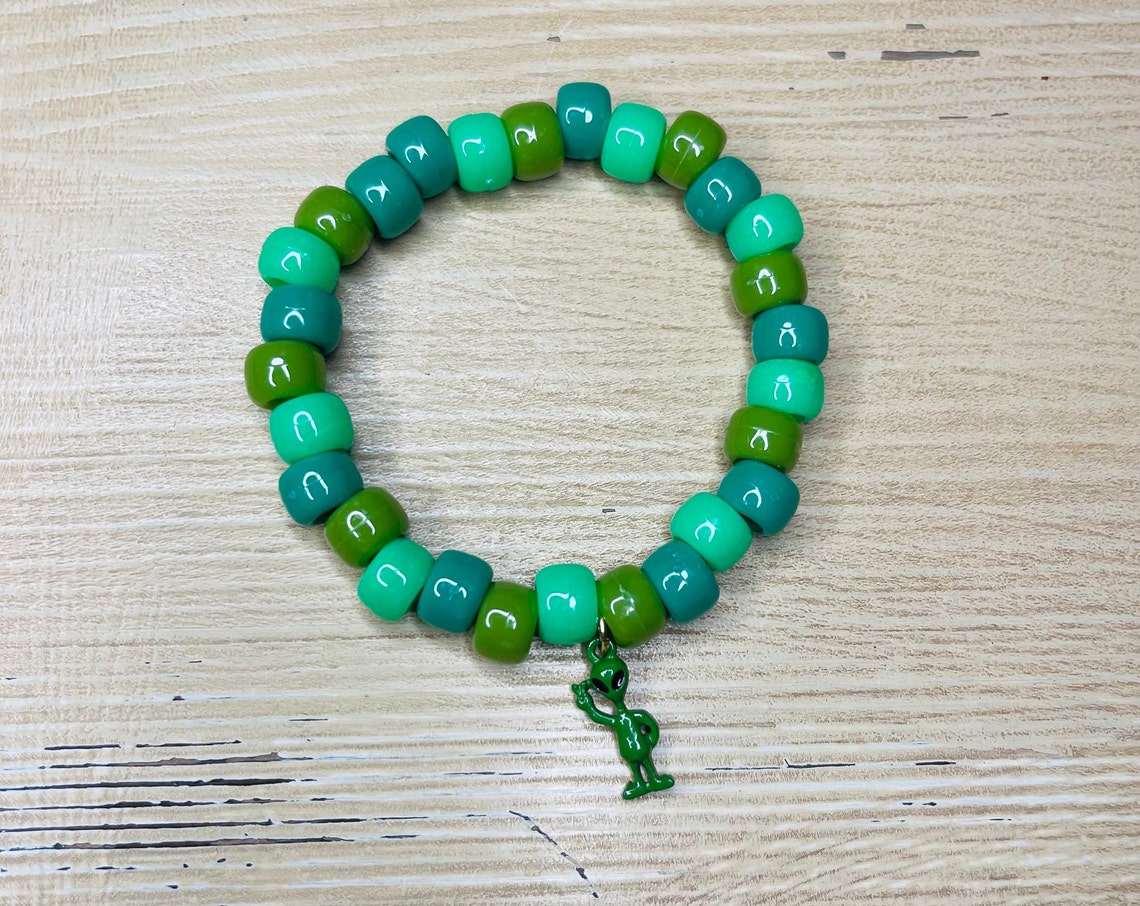 Alien Beaded Bracelets - Etsy