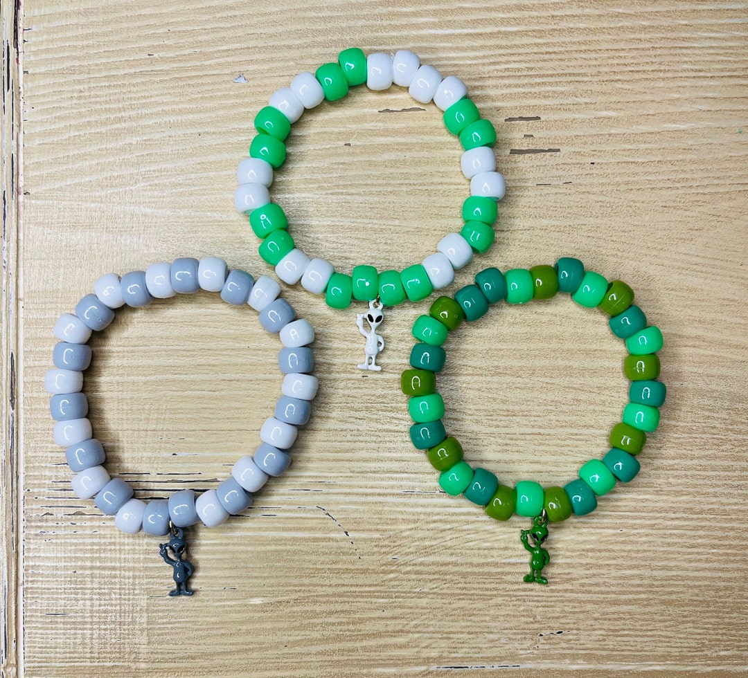 Alien Beaded Bracelets - Etsy