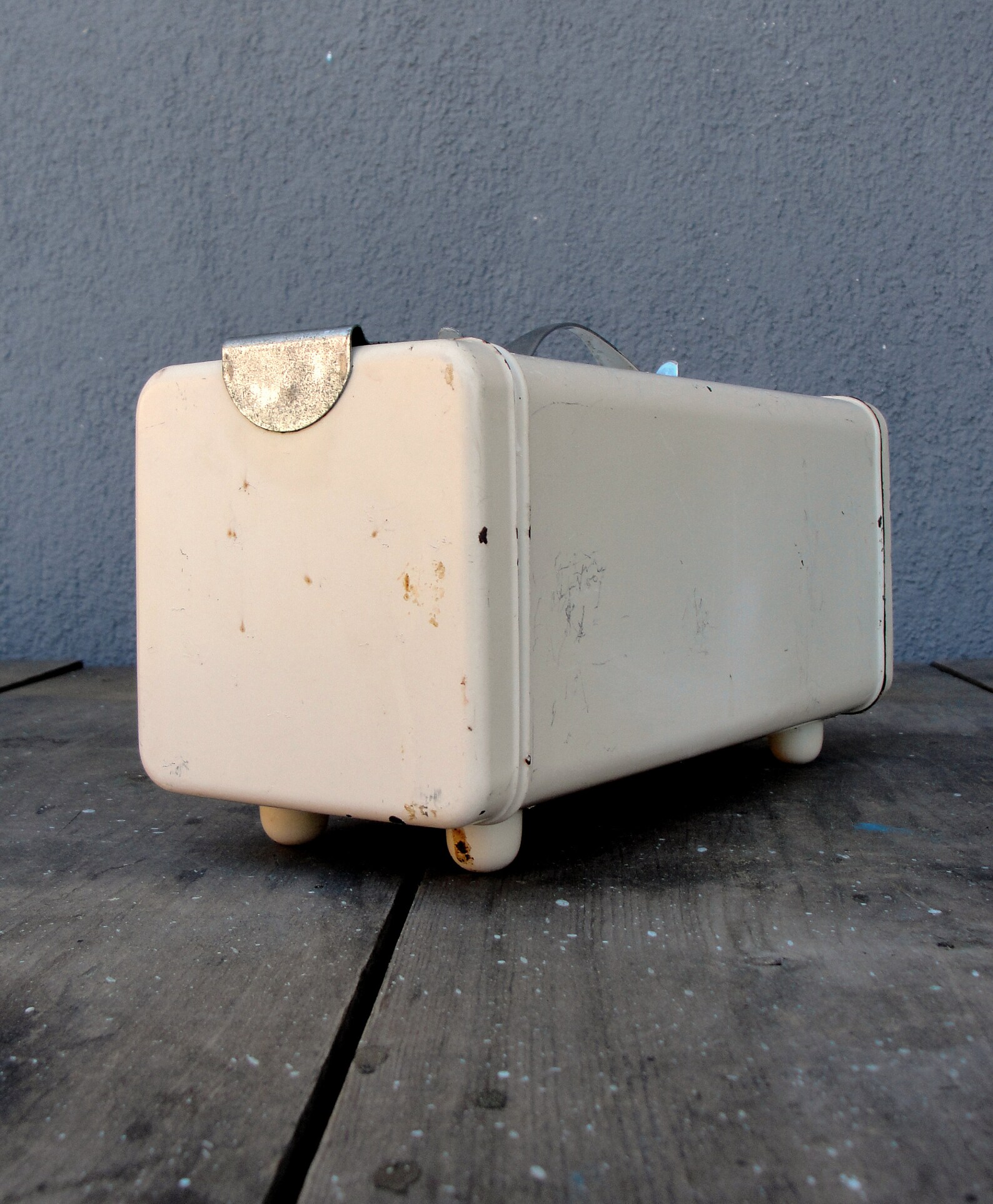 Vintage Enamelware Box, Biscuit Box, Tiffin, Vintage Enamel Ware ...