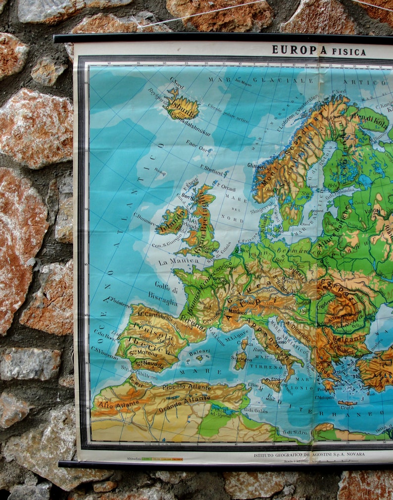 Vintage Europe School Map Pull Down Map 1971 Made in Italy - Etsy