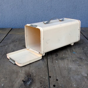 Vintage Enamelware Box, Biscuit Box, Tiffin, Vintage Enamel Ware ...