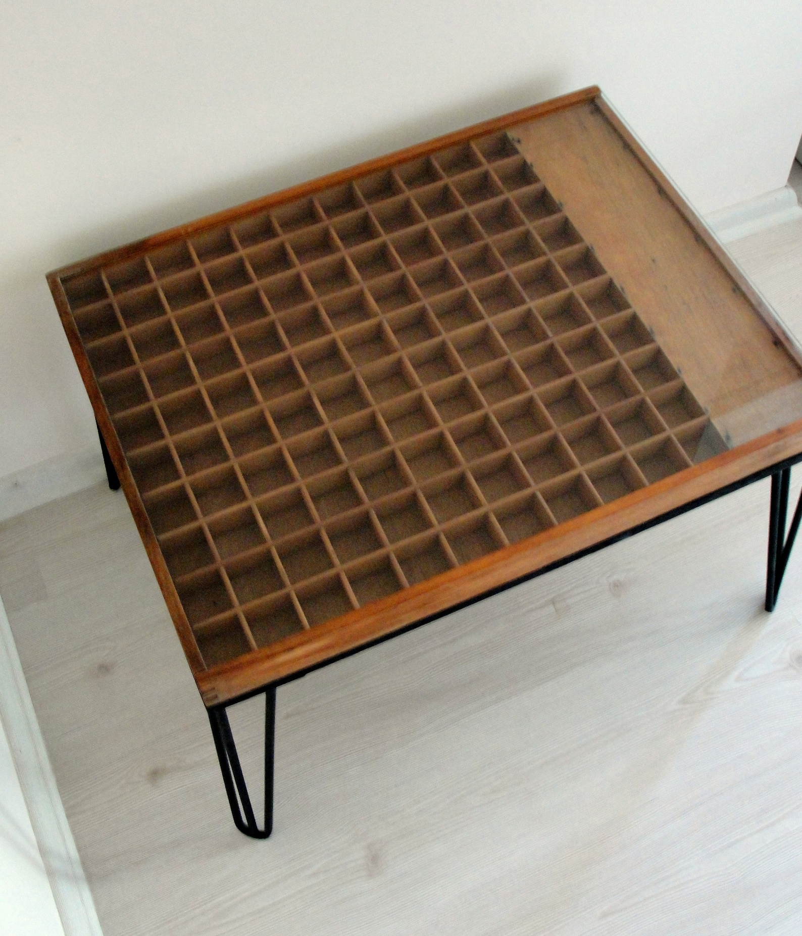 Collector's display Coffee Table Letterpress Side table | Etsy