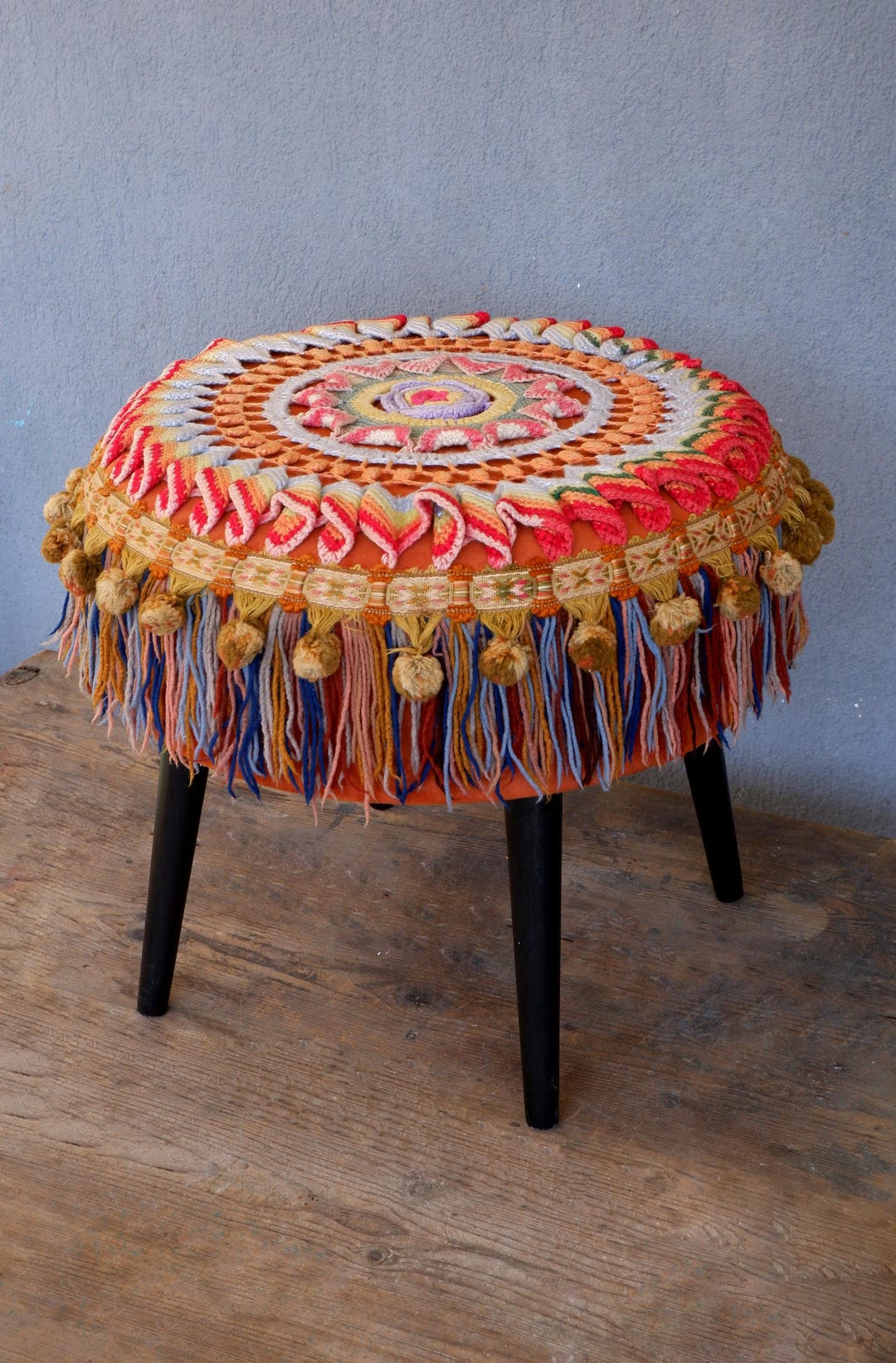 Round Crochet Ottoman: Bohemian Fringe Pouf, Vintage Textile - Etsy