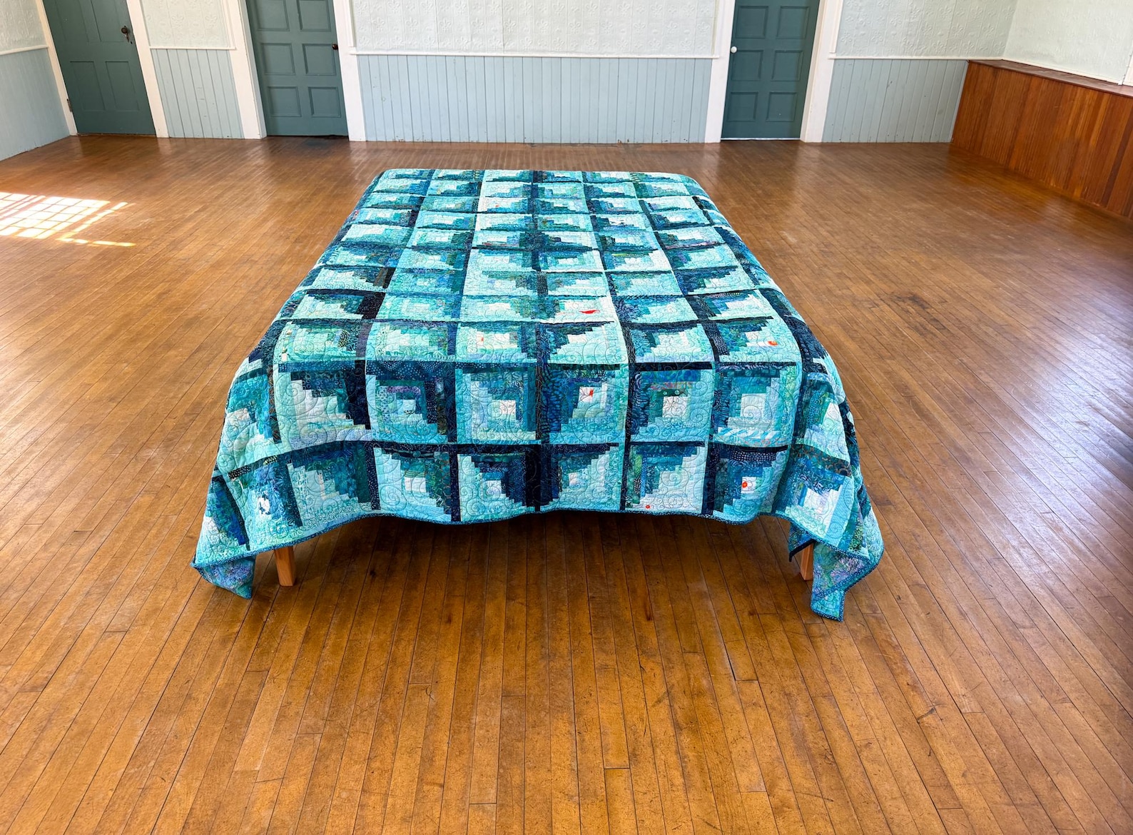 Crystal Ocean Log Cabin Quilt, Queen or King Size 104 X 104 Inches - Etsy