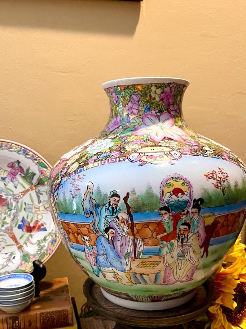 REDUCED Gorgeous Rose Medallion Extra Large Vase Peonies, Posies ...