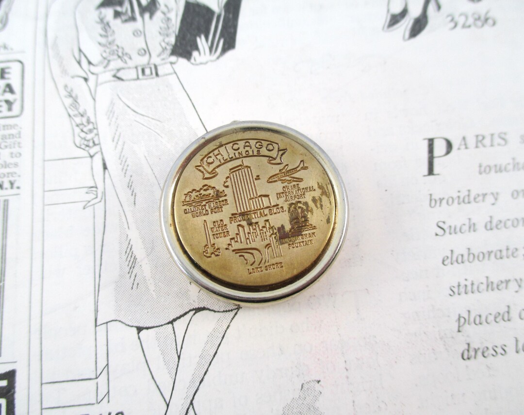 Vintage Chicago Souvenir Bus / Streetcar / Subway Transit Token Holder ...