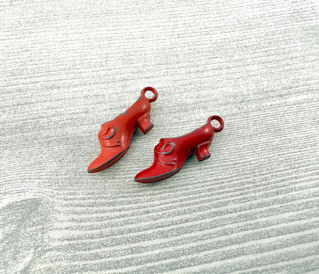 Pair of Red Vintage 1920s Cast Metal Cracker Jack Shoe Charms - Etsy