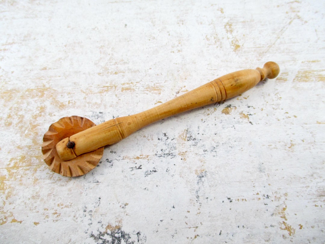 Vintage Wooden Pie Crimper / Pastry Tool - Etsy