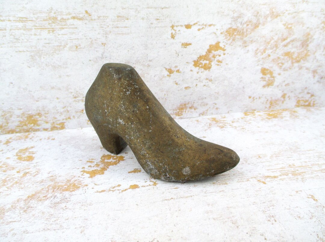 Little Vintage Cast Metal Shoe Form - Etsy