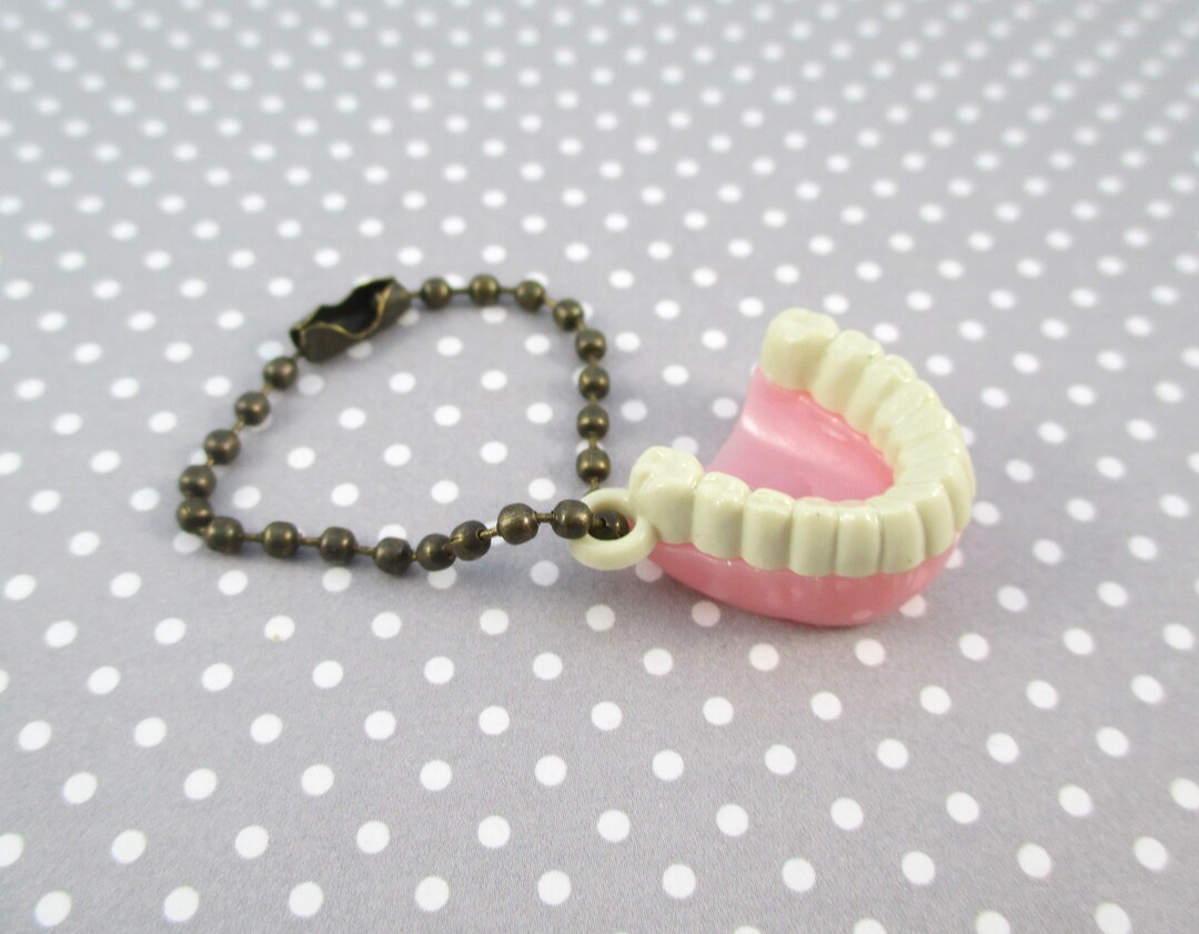 Little Vintage Denture / Teeth Charm Key Chain - Etsy