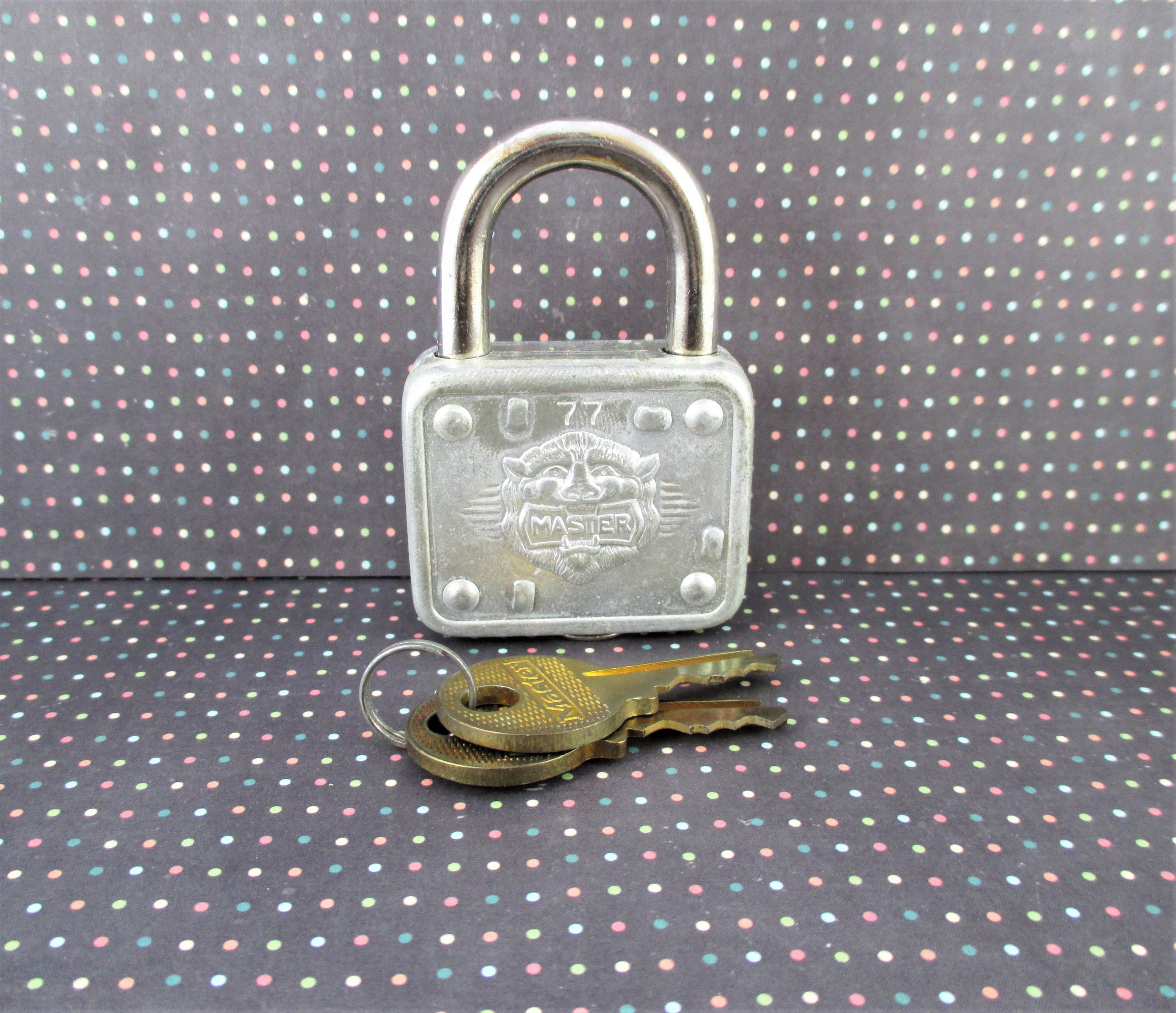 Vintage Master Lion's Head Lock with 2 Keys | Etsy