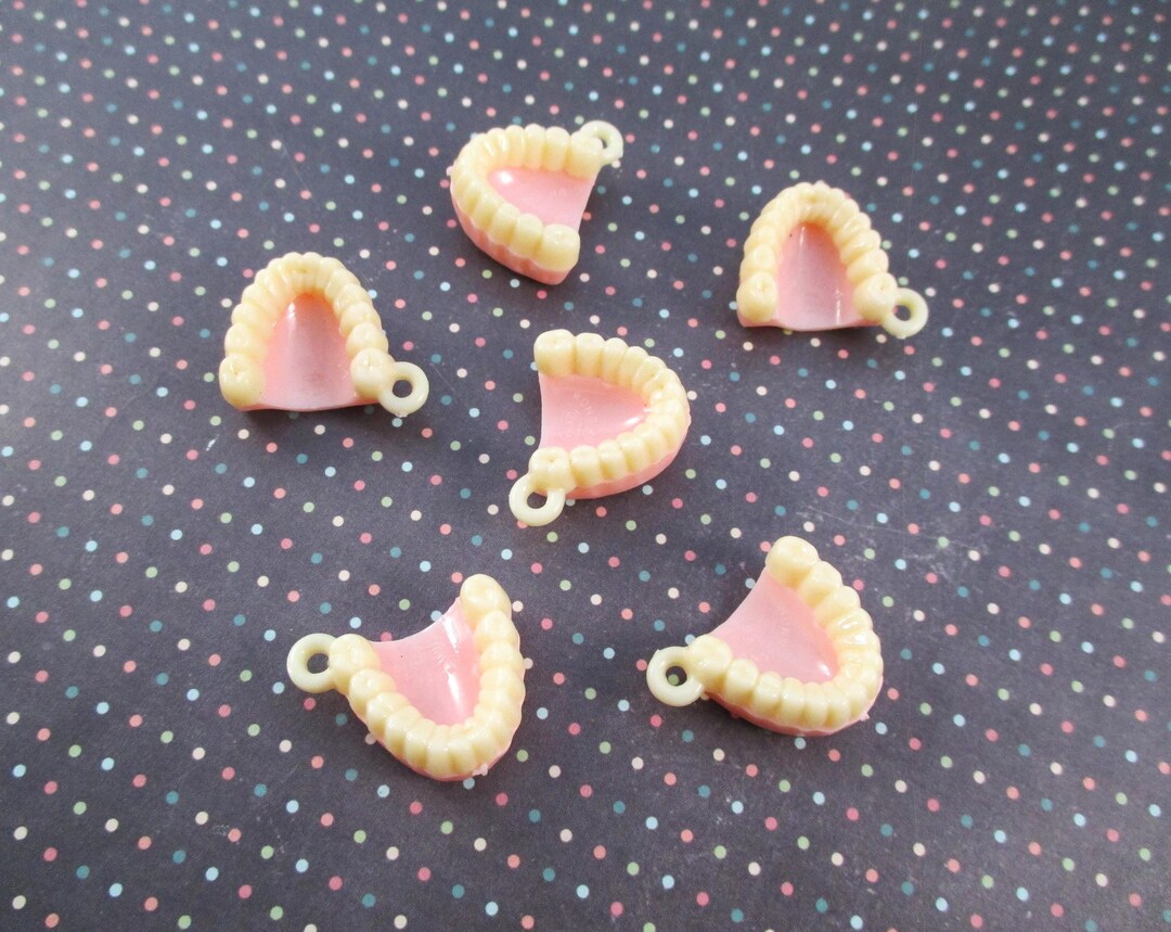 Six Little Vintage Denture / Teeth Charms - Etsy