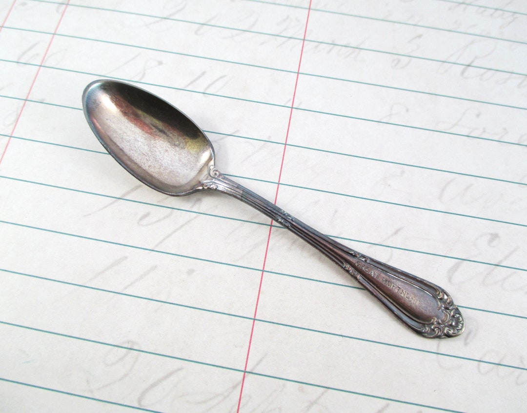 Little Vintage Railroad Dining Car Spoon Great Northern 1835 R. Wallace ...