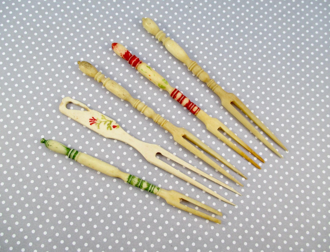 5 Vintage Two Tined Bone Forks - Lemon Forks / Servers - Etsy