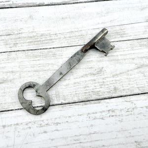 Vintage the Graham Mfg Co. Skeleton Key - Etsy