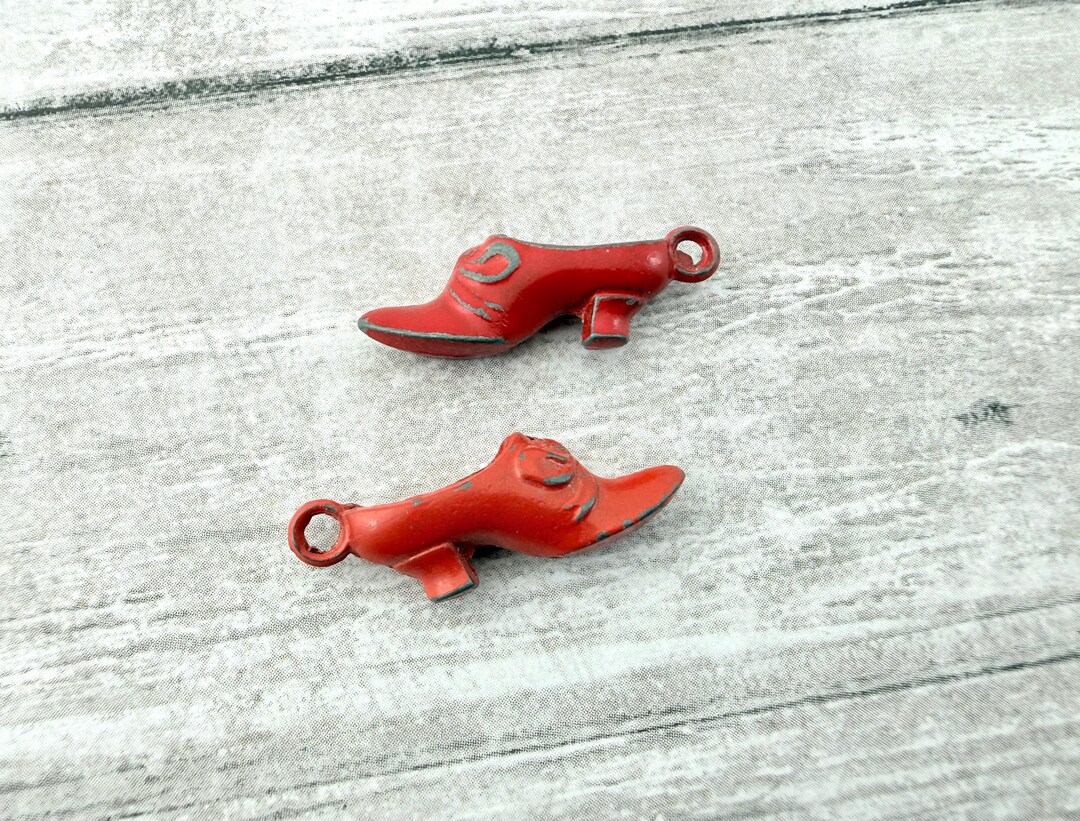 Pair of Vintage 1920s Cast Metal Cracker Jack Shoe Charms - Etsy