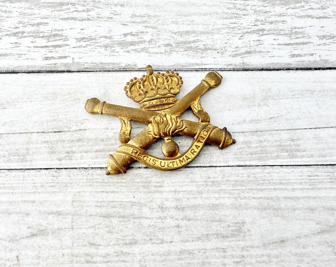 Vintage Brass Belgian Army Artillery Corps Beret Badge - Regis Ultima ...
