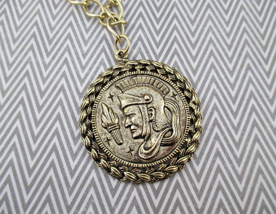 Vintage Gold Toned Knight Medallion Necklace - Etsy