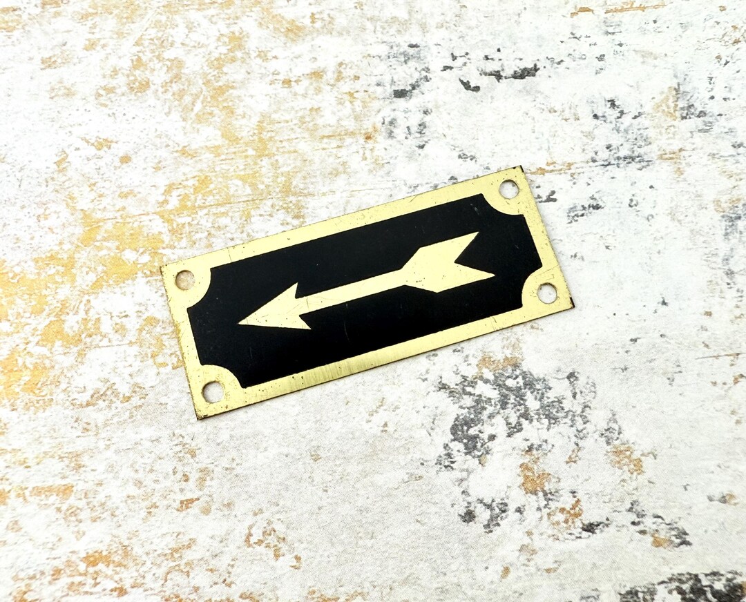 Little Vintage Brass Arrow Plaque - Etsy