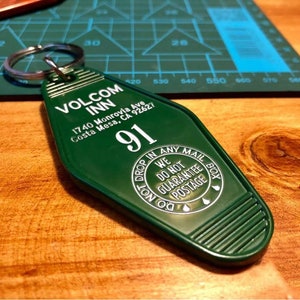 Vintage California Motel Keychain, Metal Keychain, Motel Pendant ...