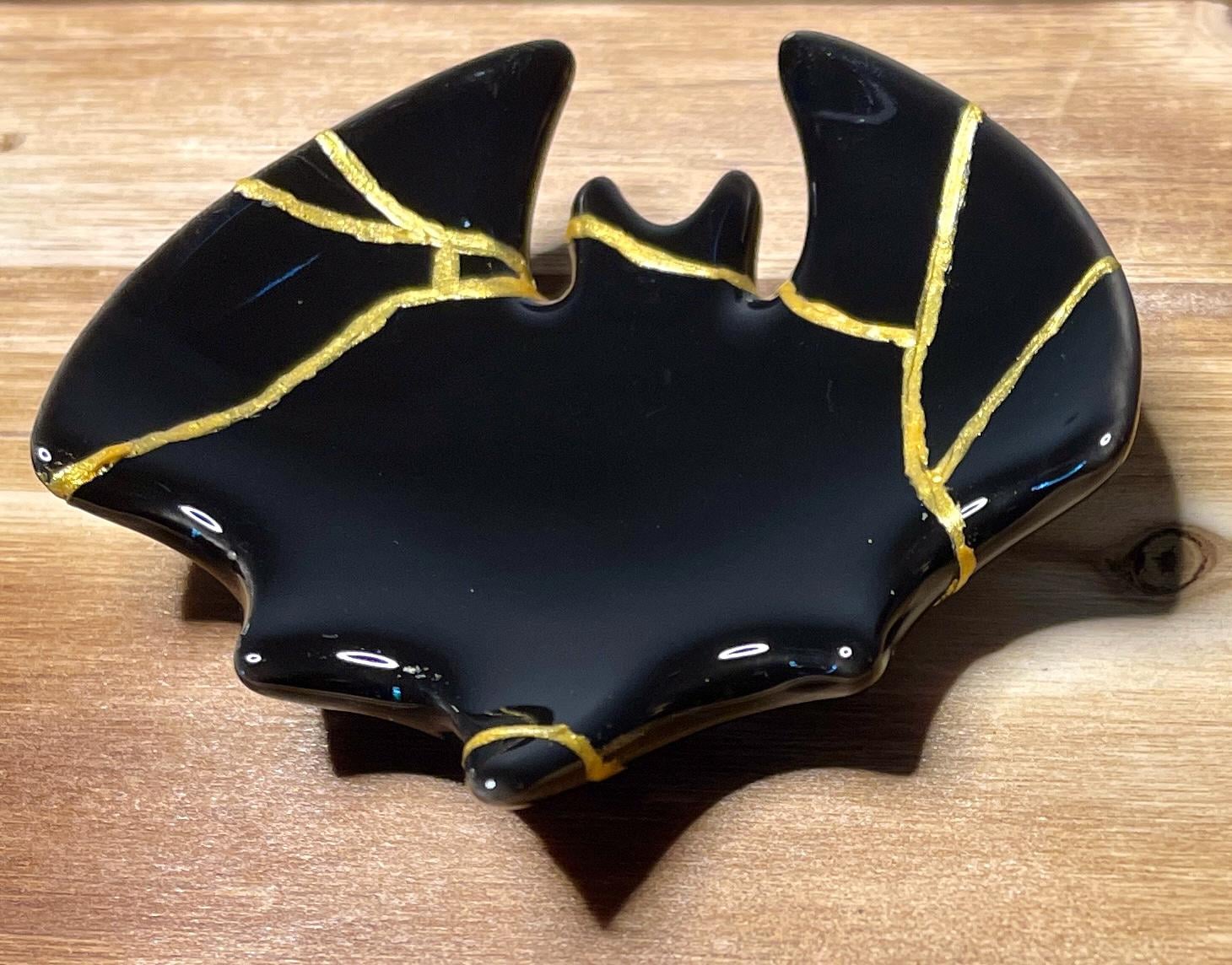 Kintsugi Black Ceramic Bat Shaped Dish With Yellow Gold Mica Repair. - Etsy
