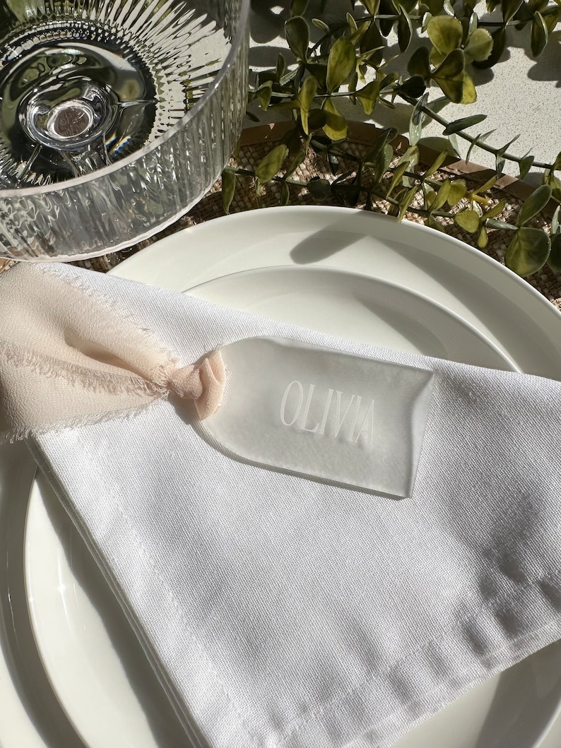 Acrylic Place Cards, Frosted Acrylic, Name Cards, Seating Arrangement ...