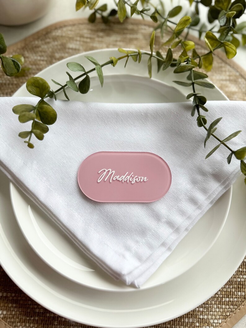 Acrylic Place Cards, Oval Name Card, Seating Arrangement, Custom Name ...