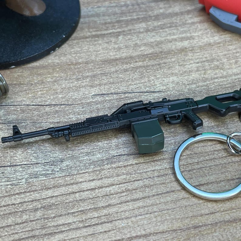PKM Machine Gun Keyring From Escape From Tarkov - Realistic Metal ...