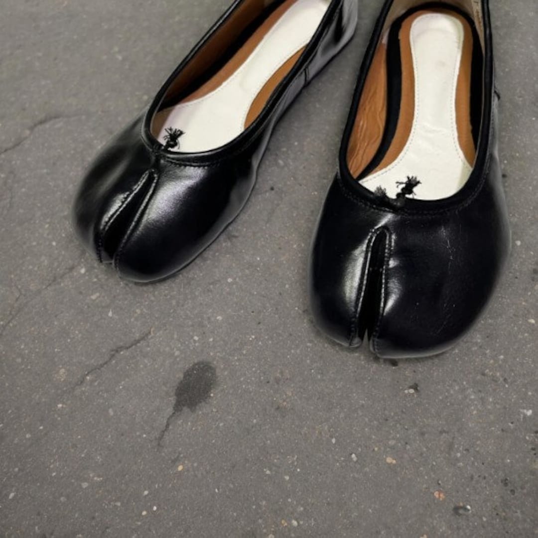 Handmade Tabi Split-toe Flats, Tabi Leather Flats, Women Leather Tabi ...