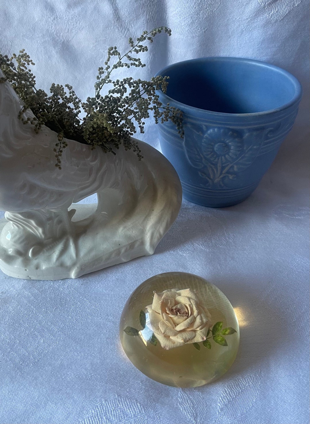 Vintage W Rolfe Dewey Sweetheart Rose Paper Weight in Lucite/acrylic - Etsy