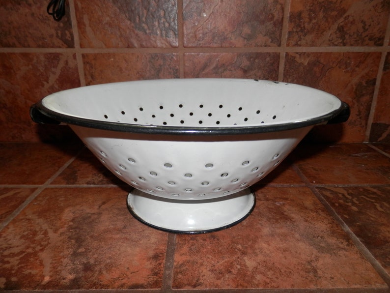 Old West Chuckwagon Farmhouse Country Kitchen Enamelware - Etsy