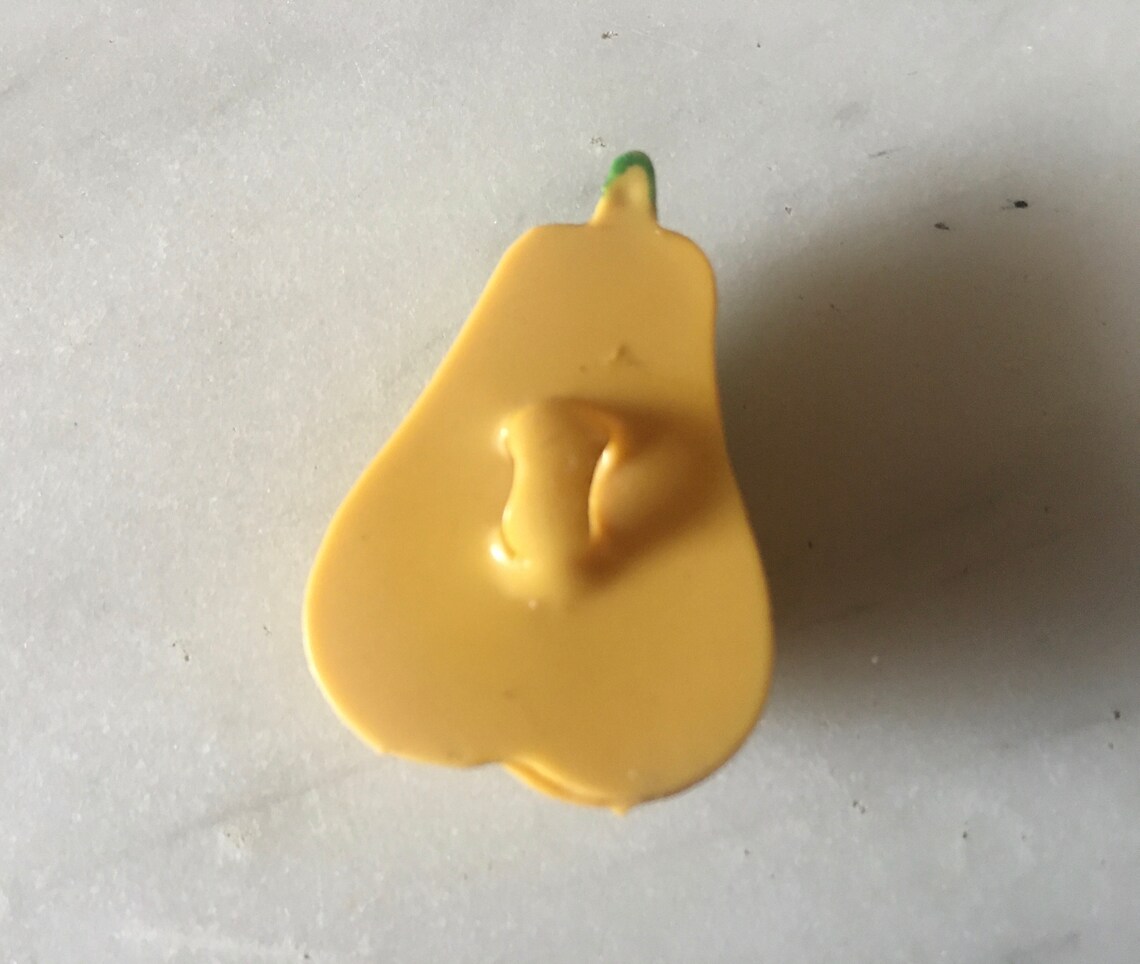 Vintage Marion Weeber Pear Celluloid Button 1940 - Etsy