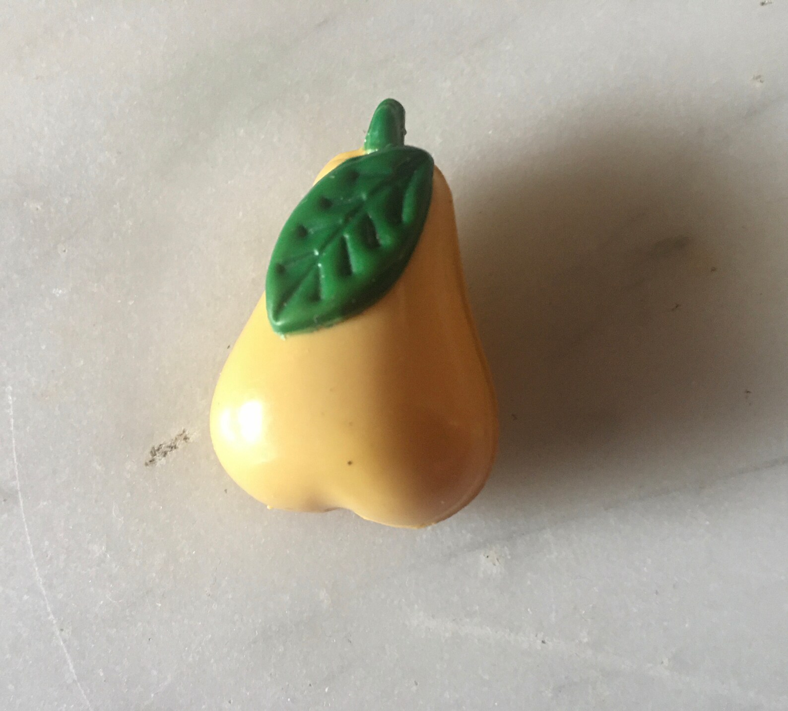 Vintage Marion Weeber Pear Celluloid Button 1940 - Etsy