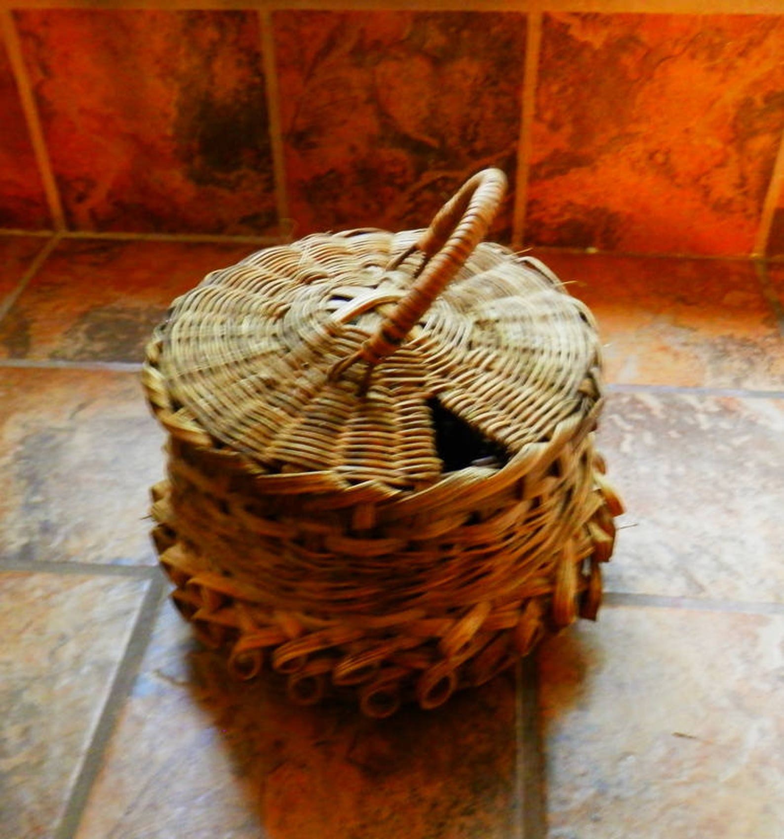 Hand Woven String or Yarn Reed Basket With Curls in Walnut Stain - Etsy