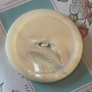 Vintage Large Mother of Pearl Button - Etsy