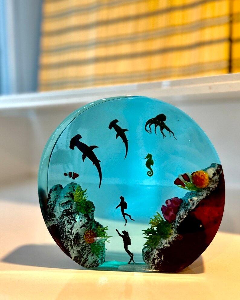 Ocean-themed Night Lamp, Epoxy Art, Sea Lamp, Gift for Diver, Shark ...