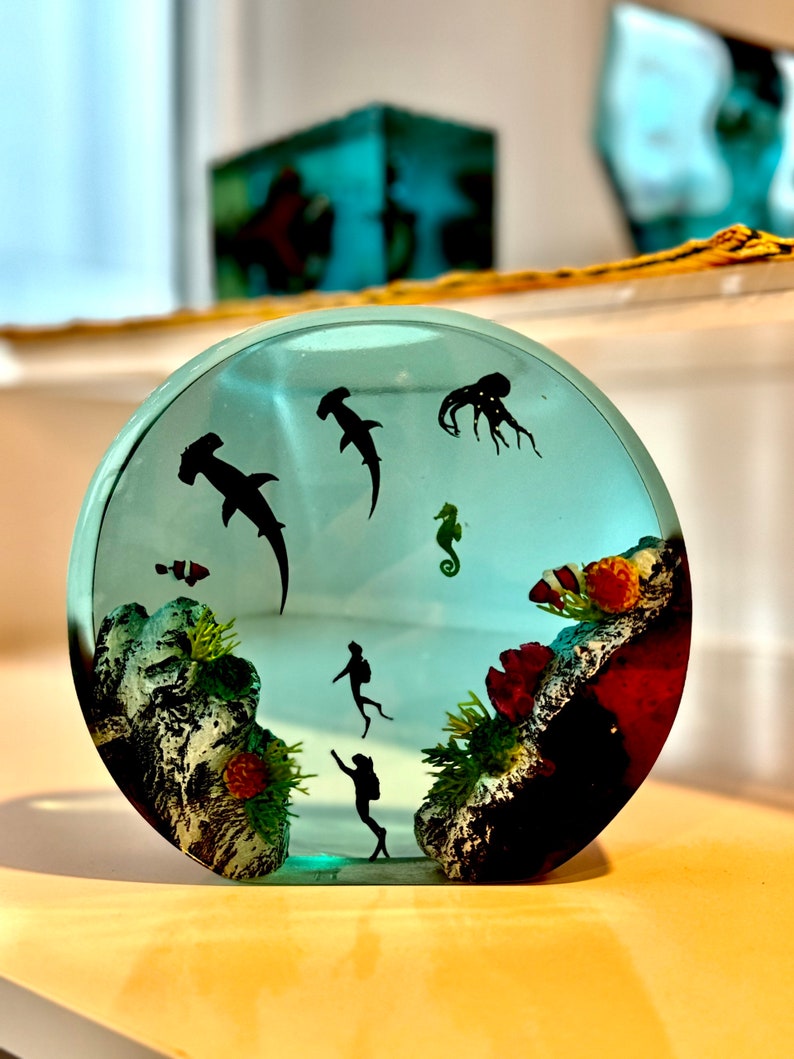 Ocean-themed Night Lamp, Epoxy Art, Sea Lamp, Gift for Diver, Shark ...