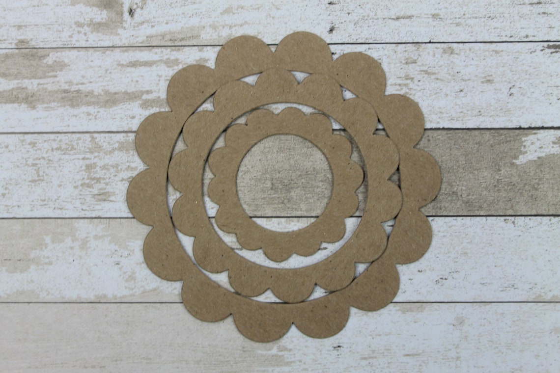 3 Scalloped Circle Frames Bare Chipboard Scalloped Round | Etsy