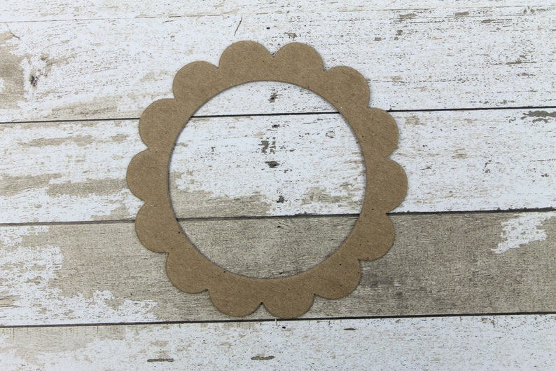 3 Scalloped Circle Frames Bare Chipboard Scalloped Round | Etsy