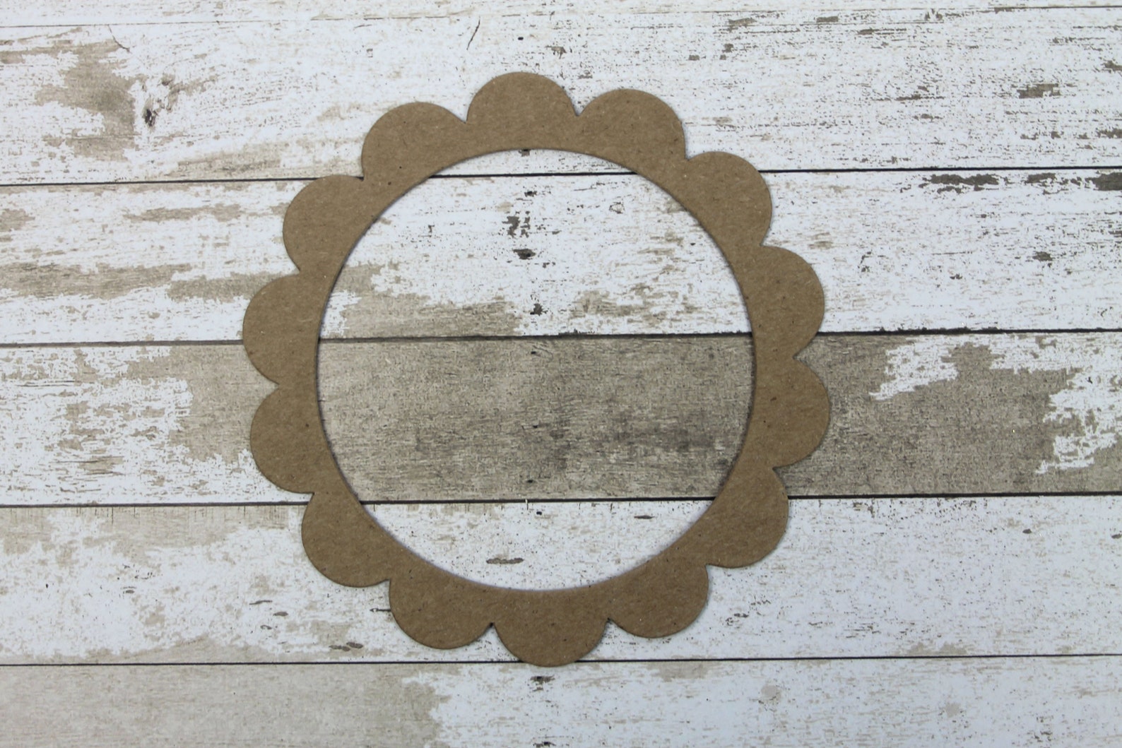 3 Scalloped Circle Frames Bare Chipboard Scalloped Round | Etsy