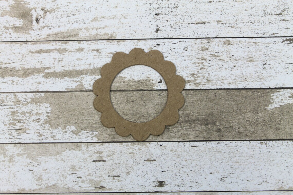 3 Scalloped Circle Frames Bare Chipboard Scalloped Round | Etsy