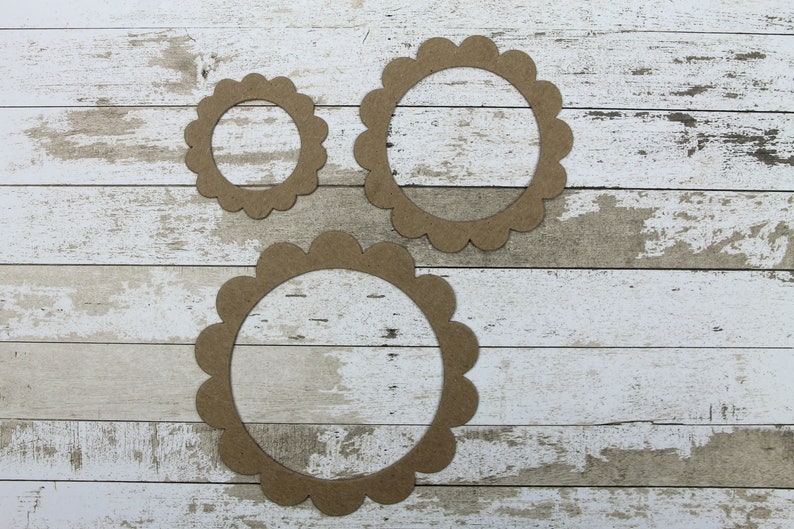 3 Scalloped Circle Frames Bare Chipboard Scalloped Round | Etsy