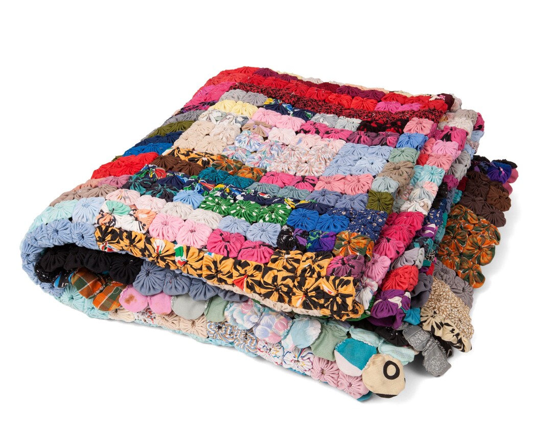 Popcorn Quilt | Multi-pattern Yo-yo Quilt - Etsy