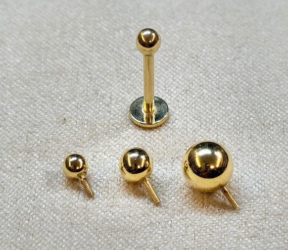 Gold labret stud store