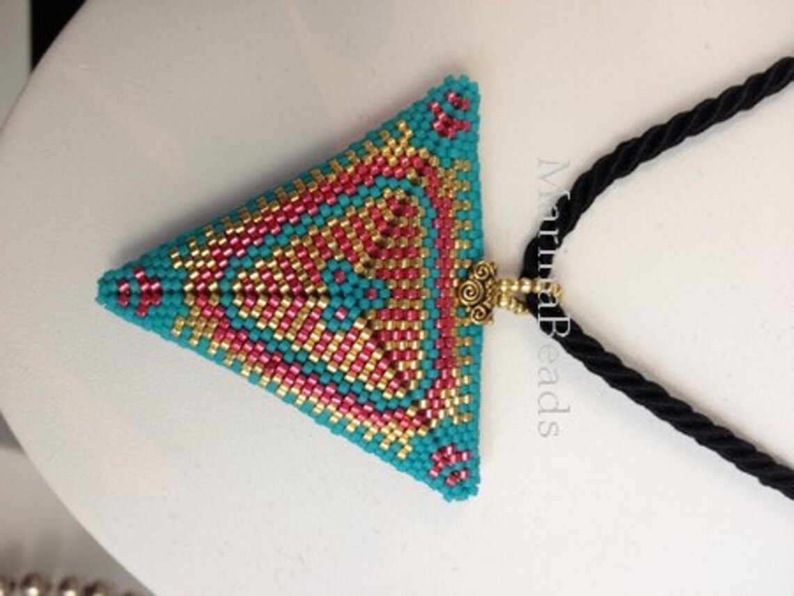 PATTERN Puffy Triangle Pendant - Etsy
