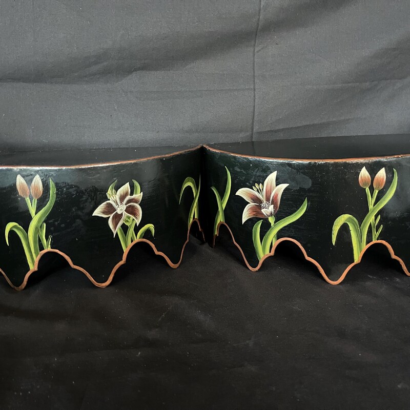 Scalloped Sconce - Etsy